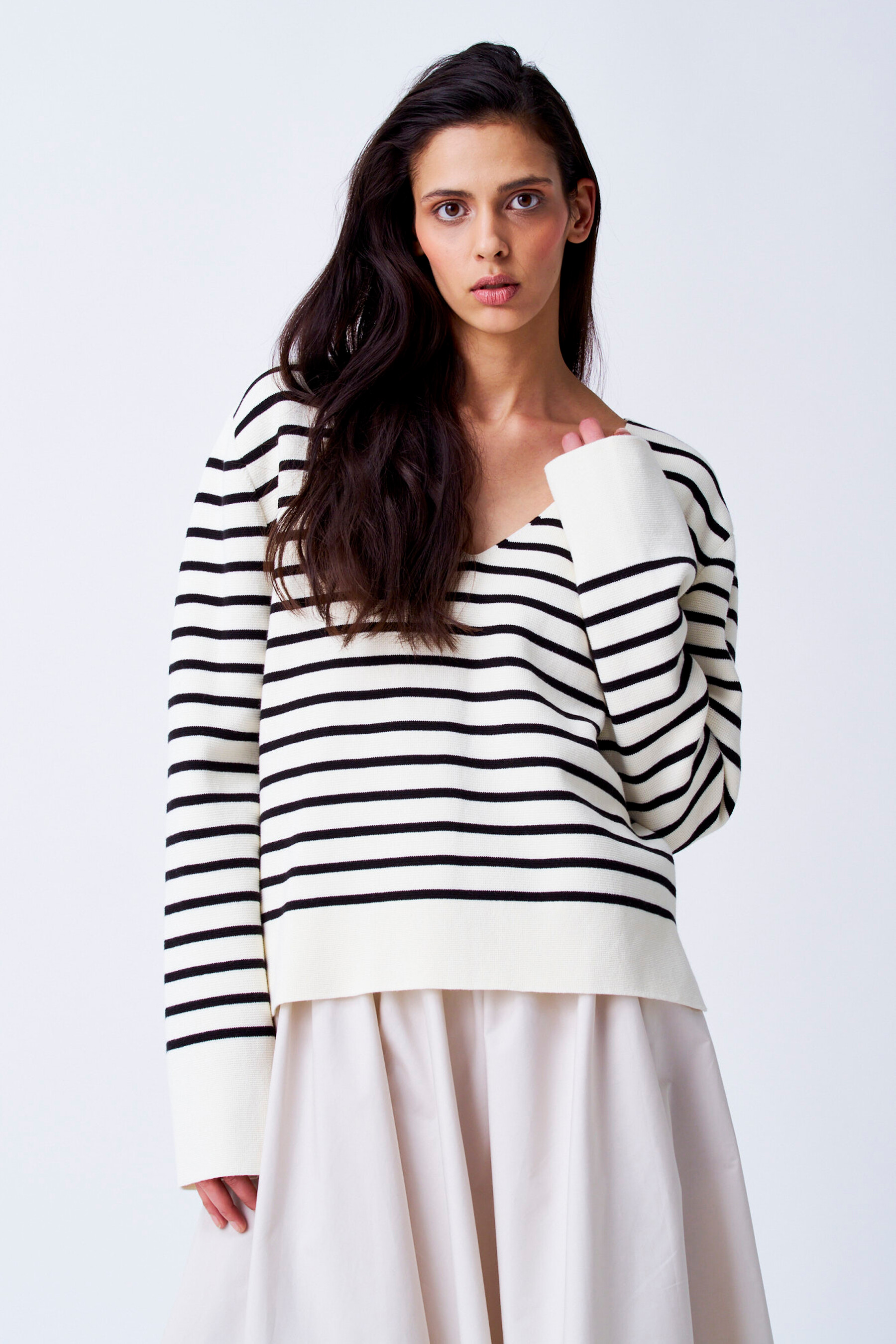 Trui met V-hals Beige - YŪGEN - YGN241WT 013_SOFT BEIGE | ZEB